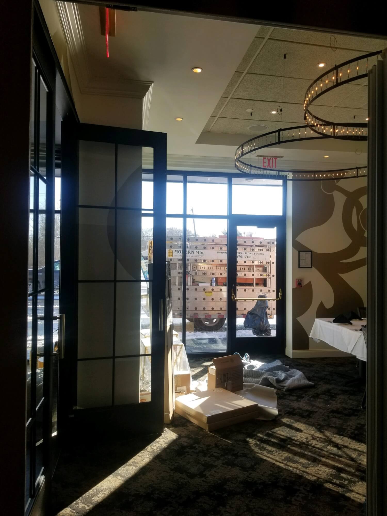 Aluminum Storefronts Systems